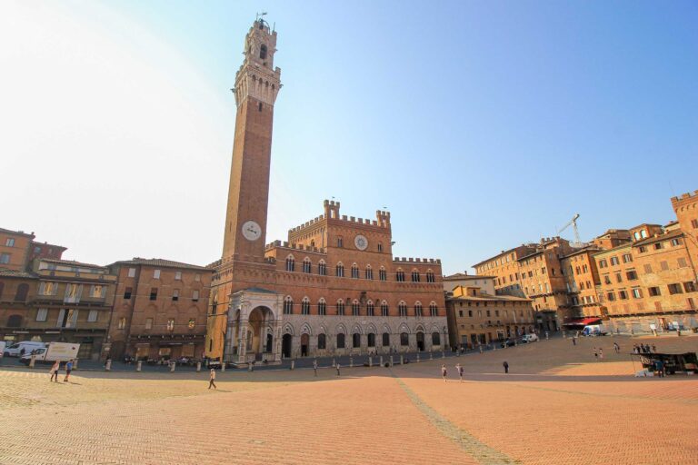 23 Popular Solo Travel Destinations in Italy
